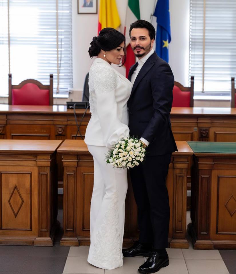 Tony Colombo e Tina Rispoli, le FOTO della promessa di matrimonio - Si24